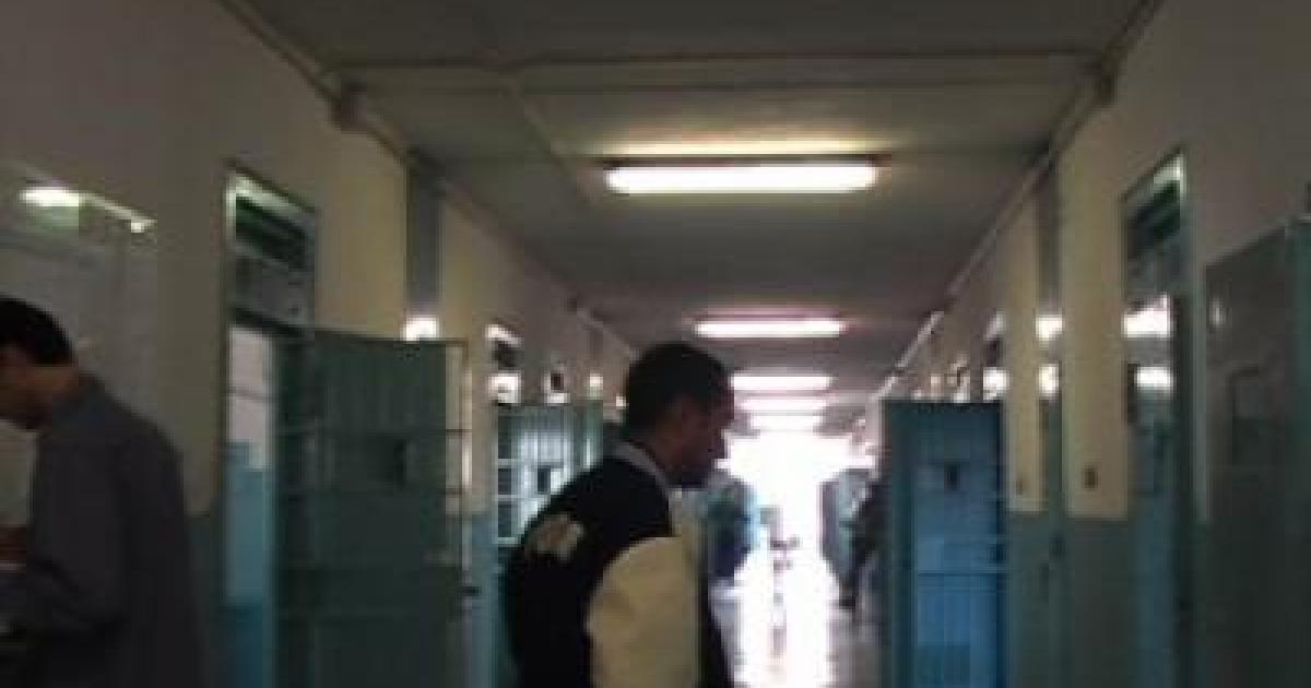 Gaining Access to Prison: Authority, Negotiations, and Flexibility in ...